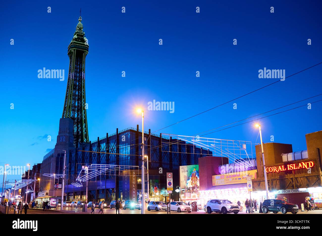 Blackpool illuminations autumn 2025 will shine until early January 2026 ...
