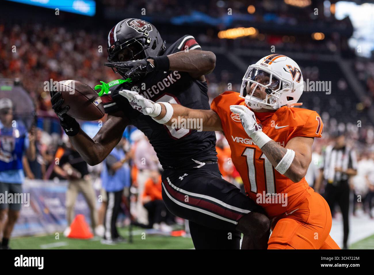 August 31, 2025: Virginia Tech Hokies safety Tyson Flowers (11) breaks ...