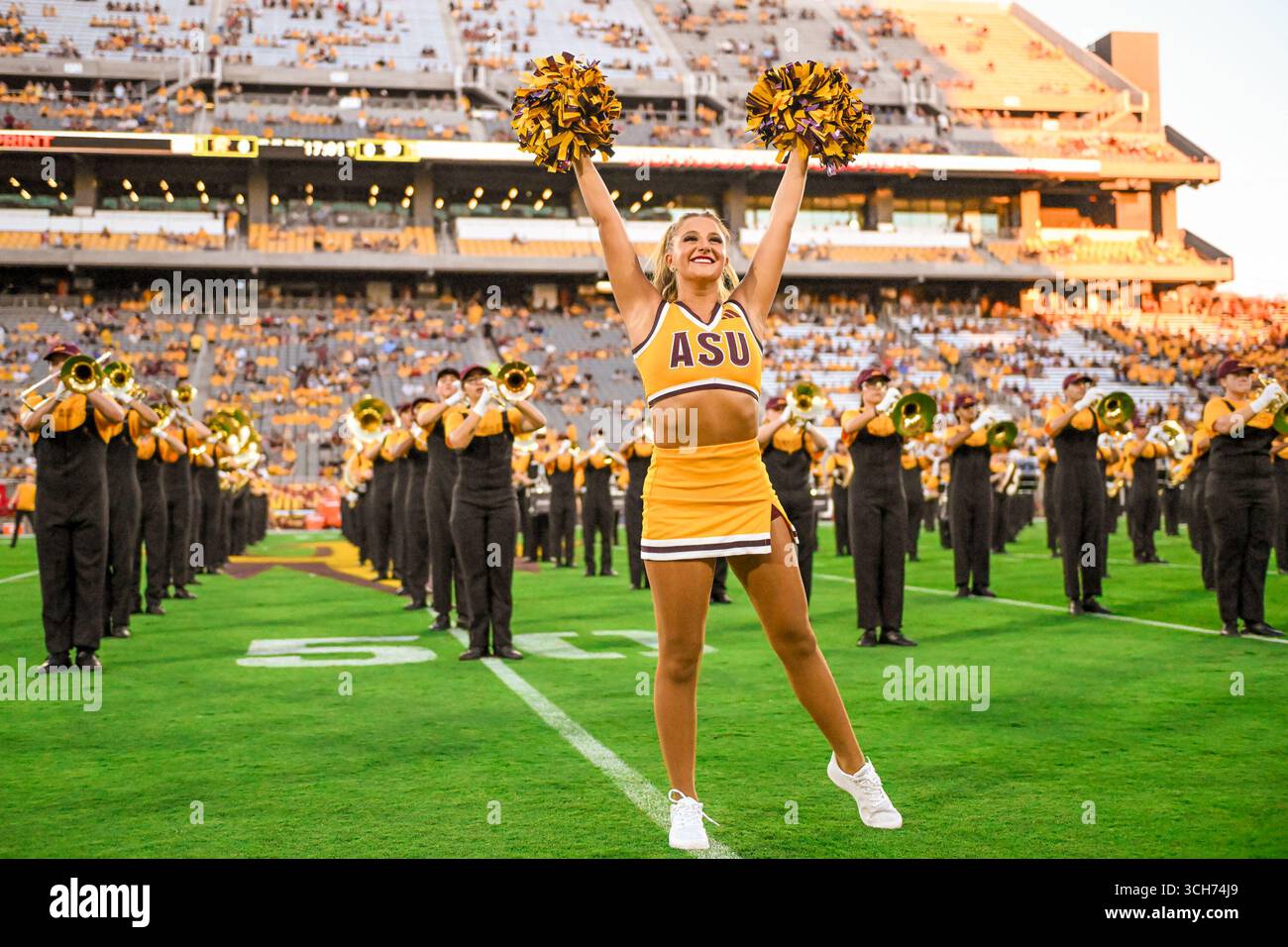 Arizona State Sun Devils cheer performs before an NCAA football game ...