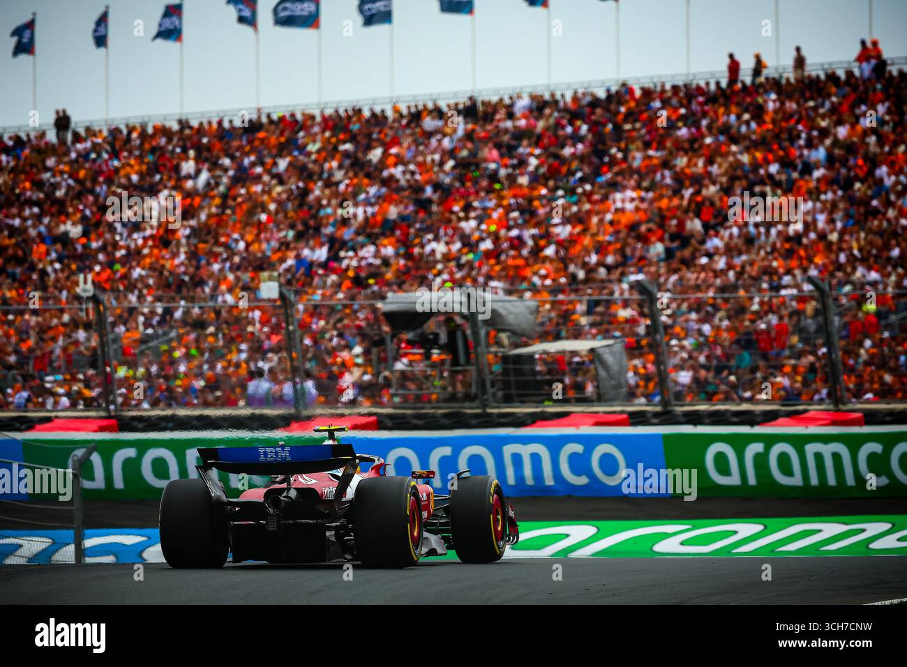 44 Lewis Hamilton, (GRB) Scuderia Ferrari SF25, during the Dutch GP ...
