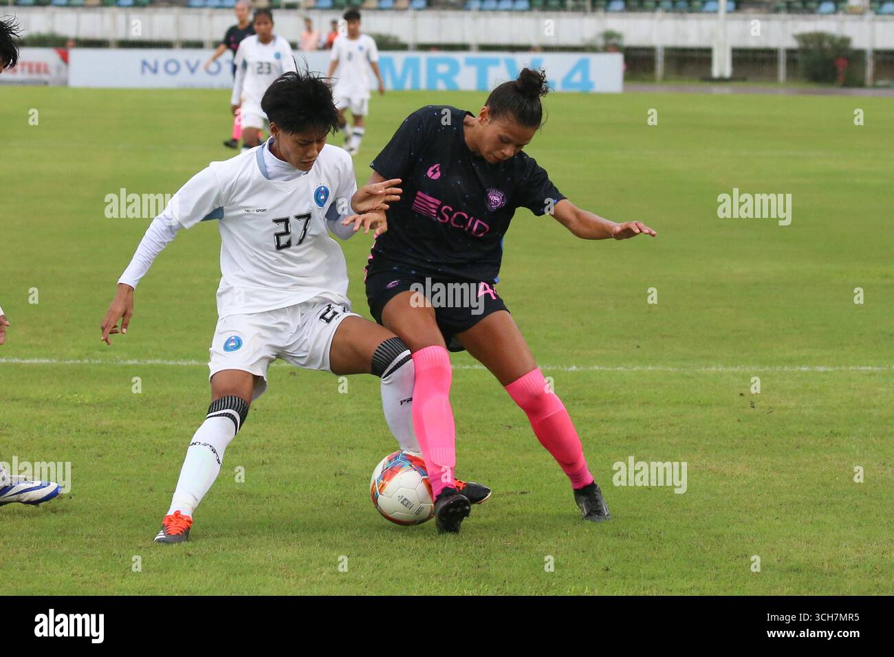 (250901) -- YANGON, Sept. 1, 2025 (Xinhua) -- Nia Fountain (R) of Stallion Laguna FC vies with ...