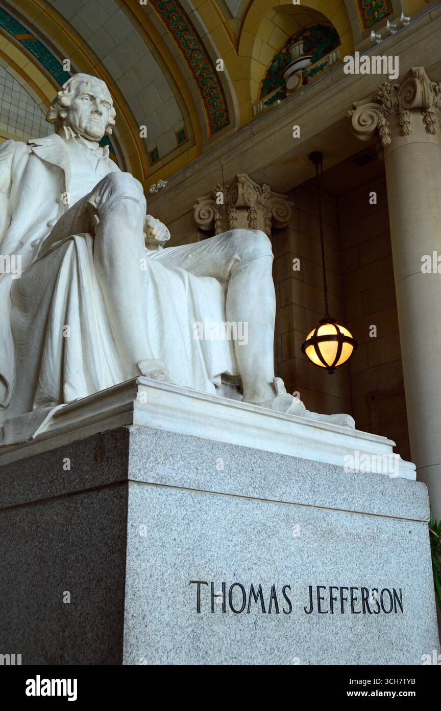 A statue of Thomas Jefferson stands at the entrance to the Missouri ...