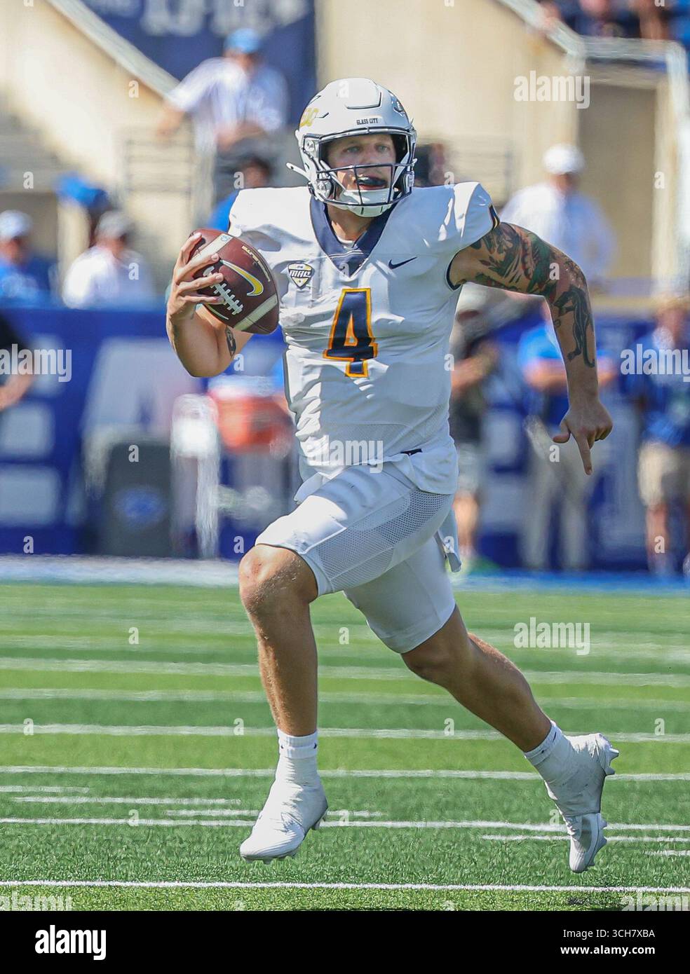 August 30, 2025: Toledo's Tucker Gleason (4) runs with the ballduring ...