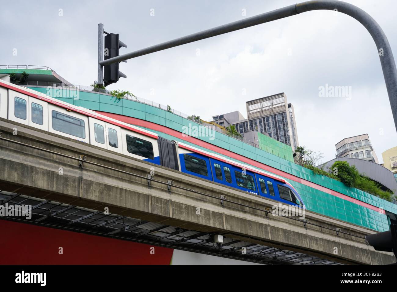 16 September 2025 A sleek skyscraper rises beside an elevated rail line ...
