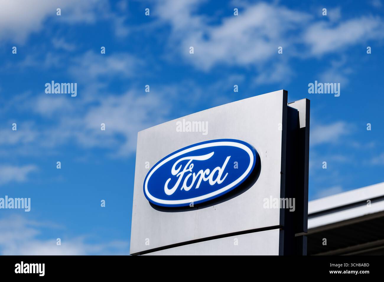 29 August 2025, Bavaria, Munich: The brand logo and the lettering of ...