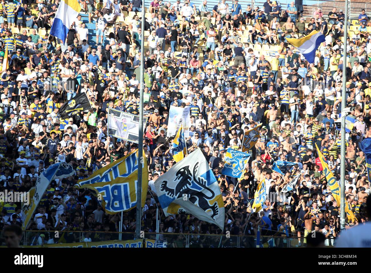 Parma stadium stagione 2025 2026 hi-res stock photography and images ...