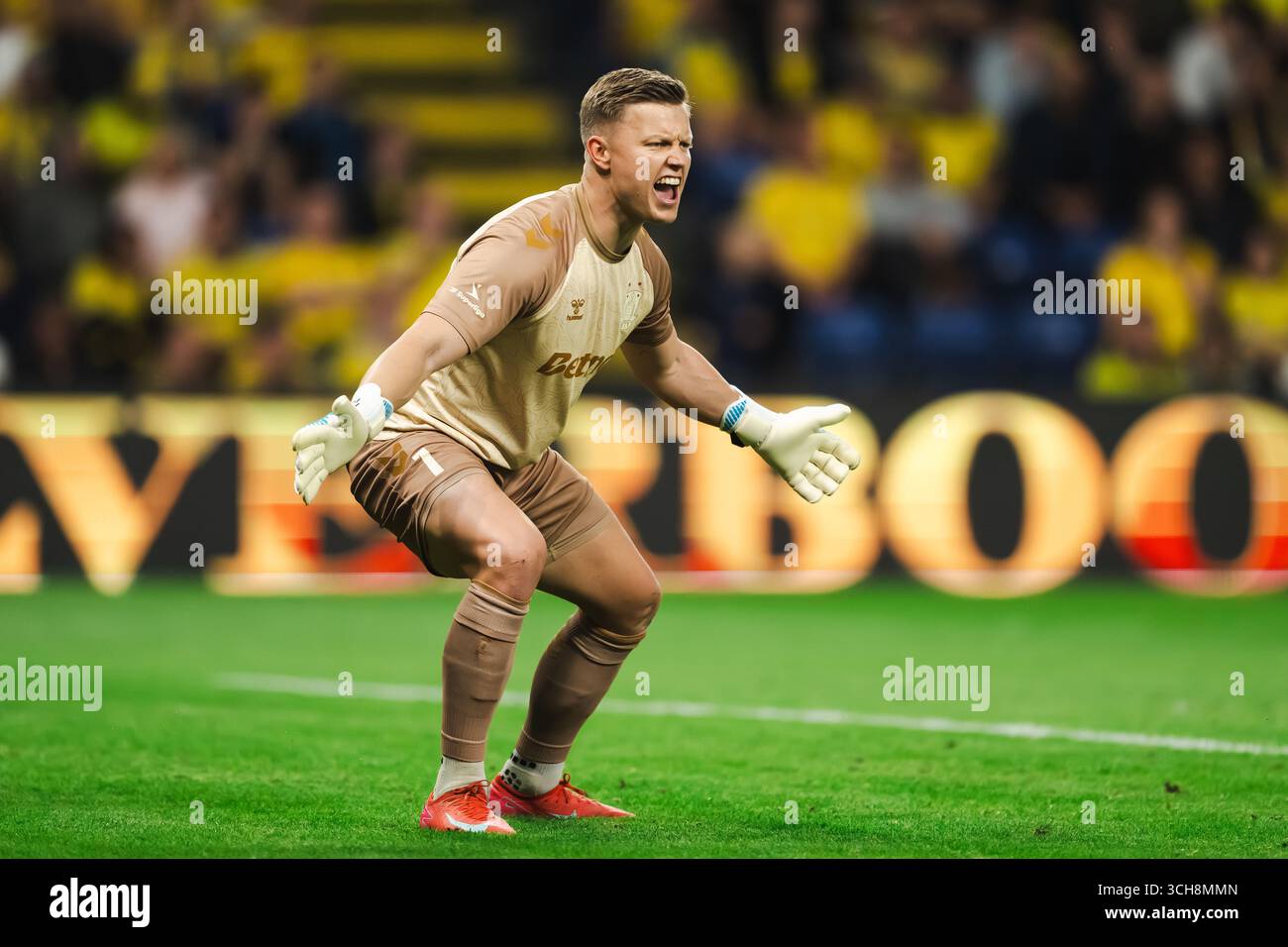 Brondby, Denmark. 31st, August 2025. Goalkeeper Patrick Pentz (1) of ...