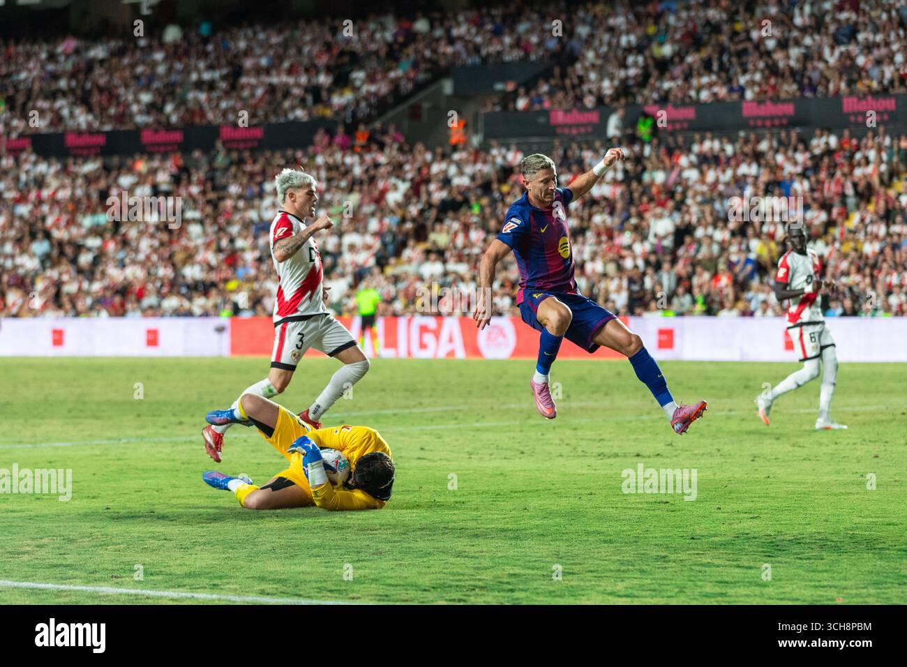 Madrid, Spain. 31th Sep 2025. Robert Lewandowski during Rayo Vallecano ...