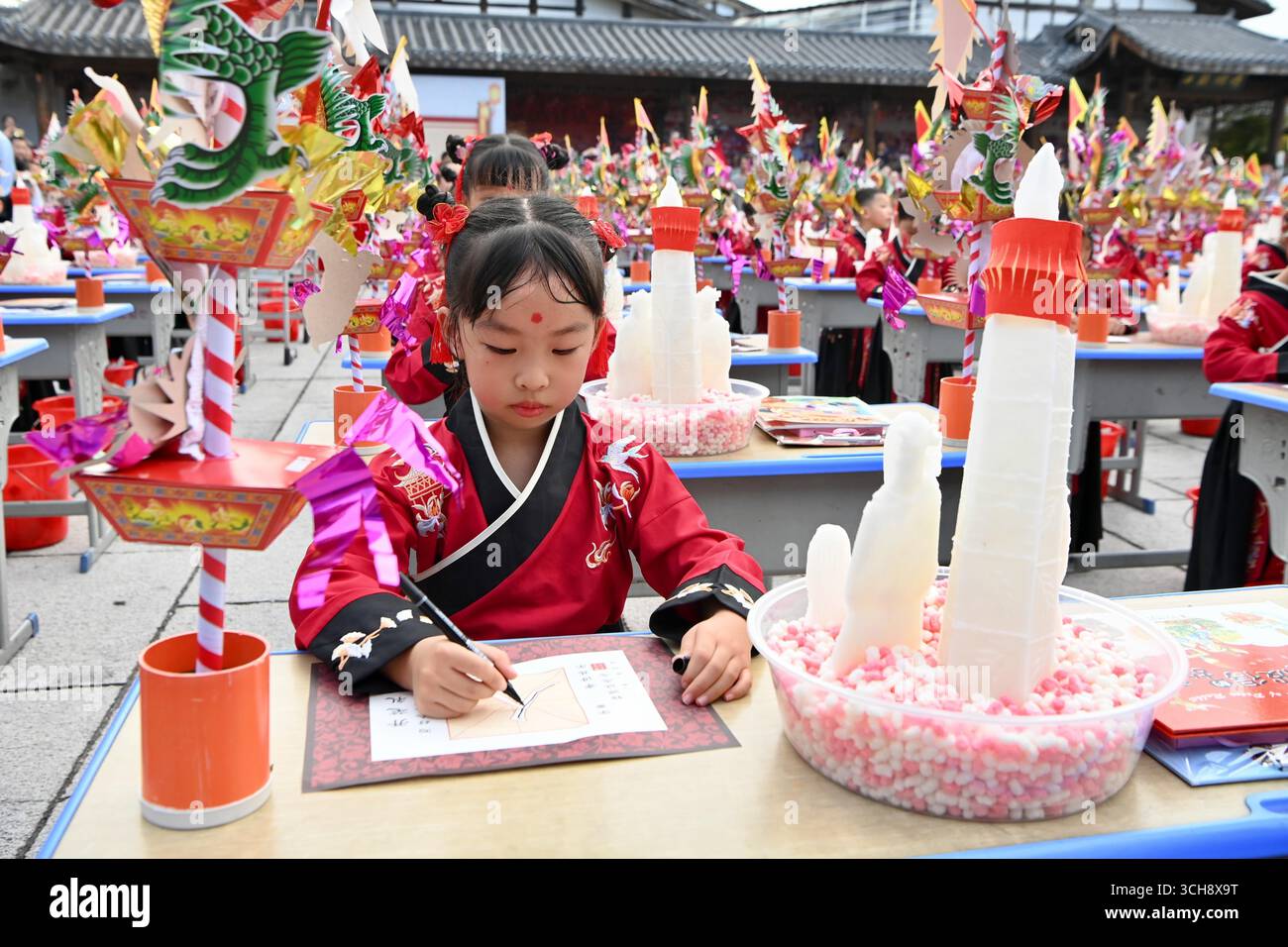 **CHINESE MAINLAND, HONG KONG, MACAU AND TAIWAN OUT** Students take ...