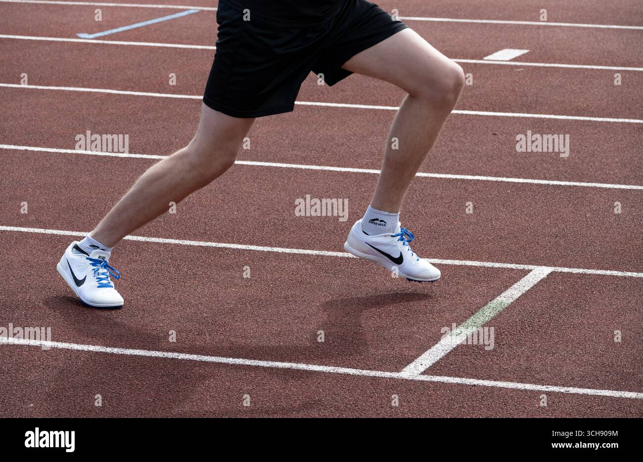 Inter-club athletics, runner starting men`s 800m race, Leamington Spa ...