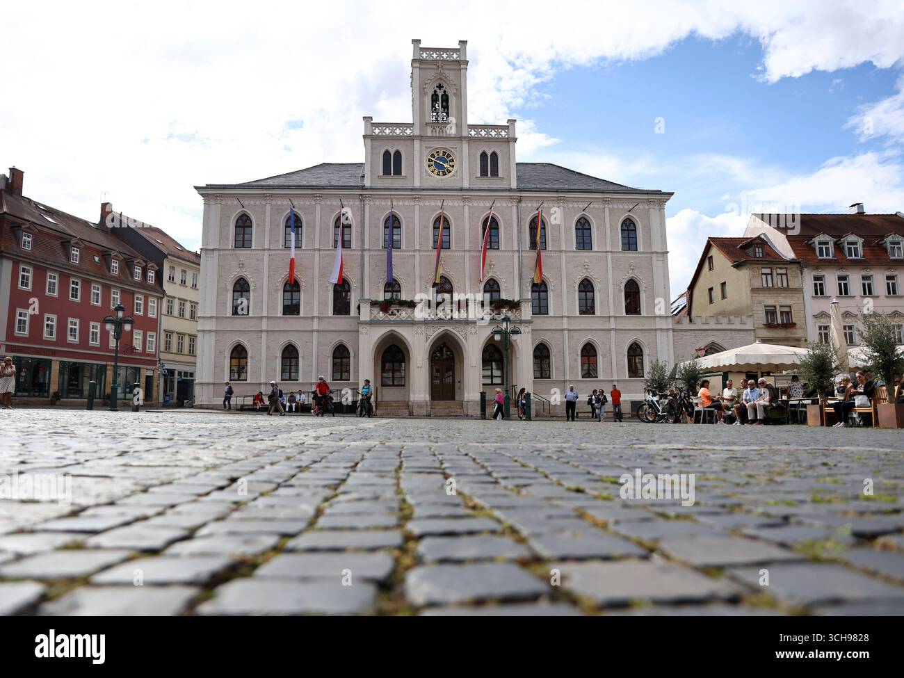 Weimar 30.08.2025, Weimar, Historisches Rathaus mit ...
