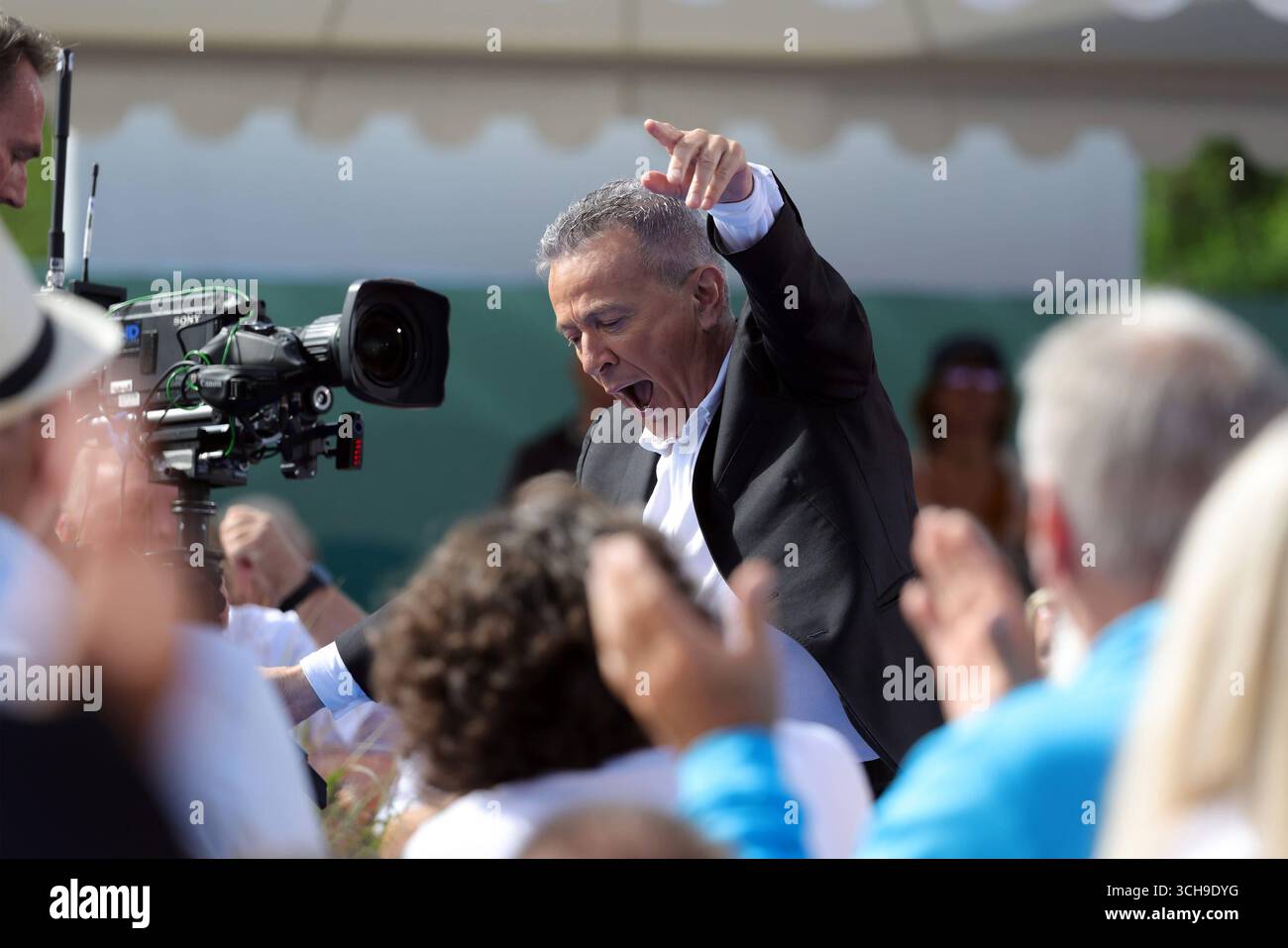 Pupo - Immer wieder sonntags, Folge 12 Italienischer Popsänger und ...