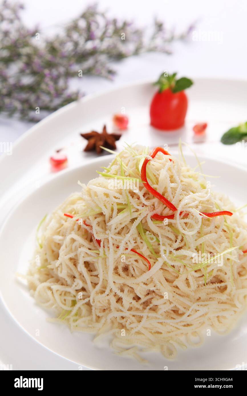 Shredded Beef Tripe Salad with Chili and Scallion Stock Photo - Alamy