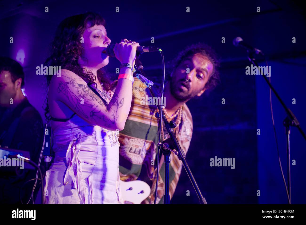 Mandrake Handshake performing at Manchester Psych Fest. Manchester UK ...