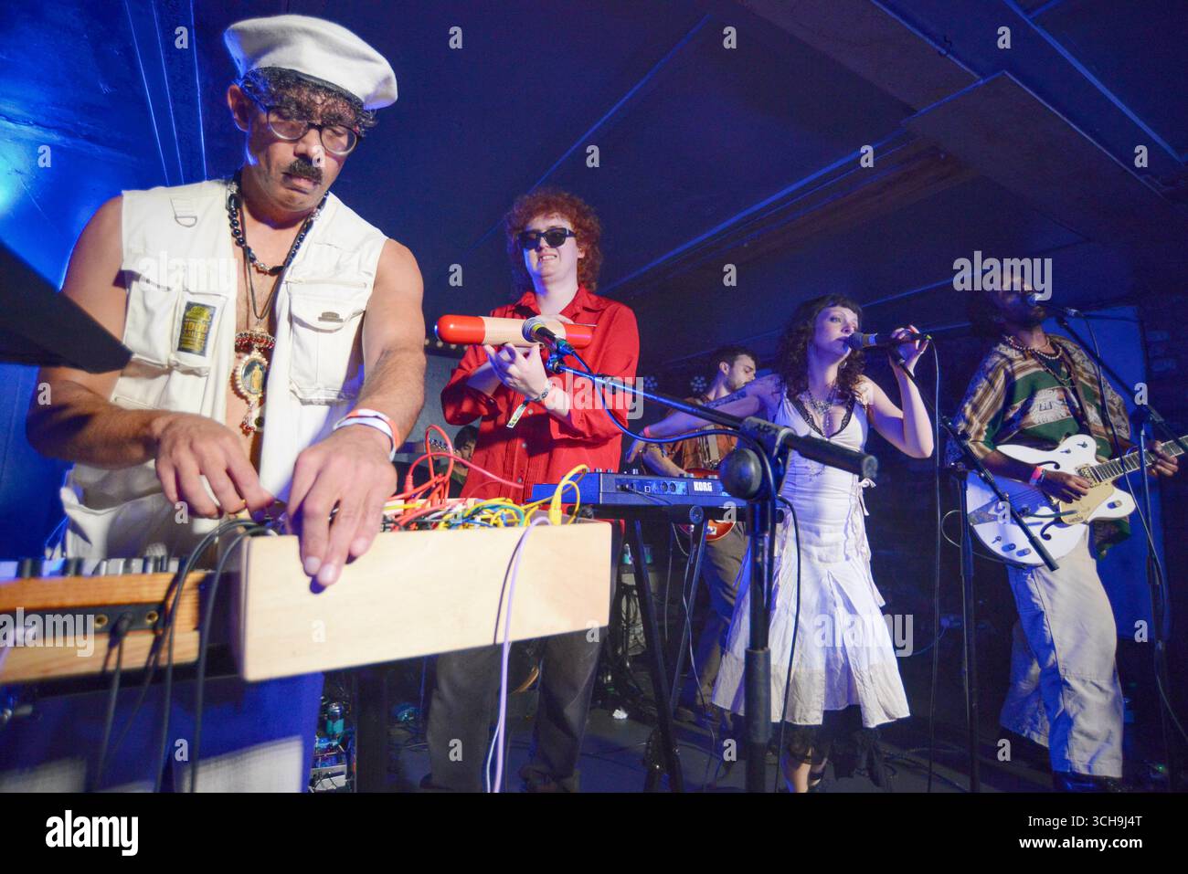 Mandrake Handshake performing at Manchester Psych Fest. Manchester UK ...