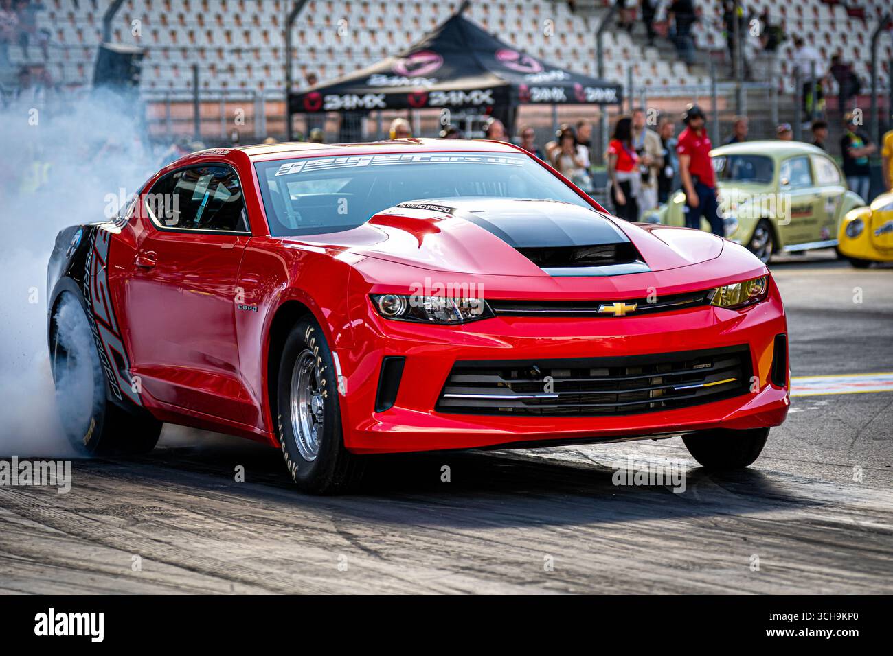 Dragster von Geiger (Geigercars) beim Burnout auf dem Hockenheimring ...