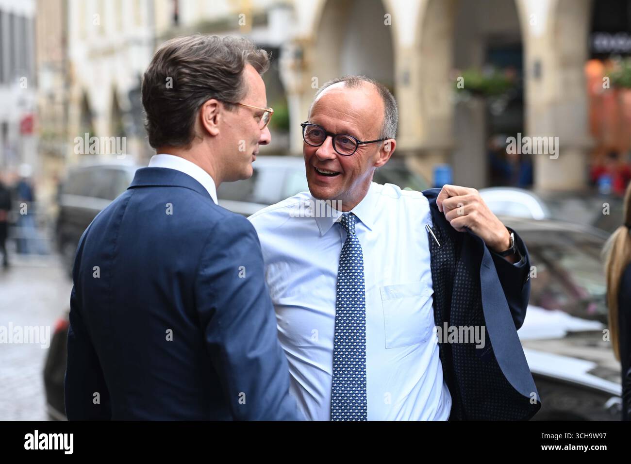 From left: Federal Chancellor Friedrich MERZ, CDU, Hendrik WUEST, Wust ...