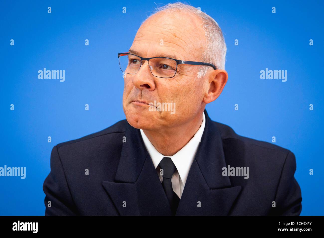 Admiral Jan Christian Kaack, Generalinspekteur der Marine, aufgenommen ...