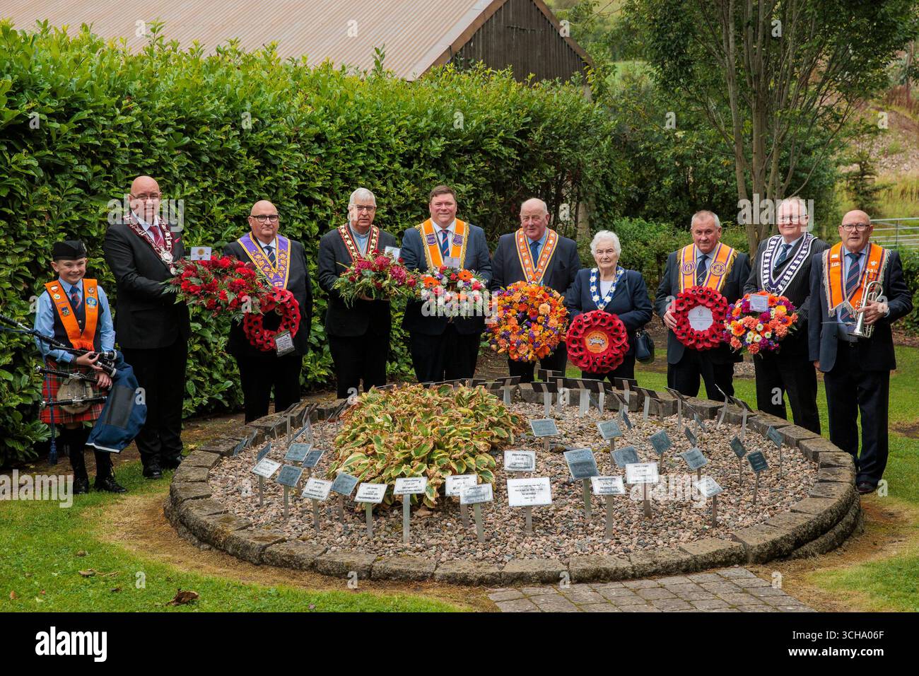 (left to right) Piper John Forbes, William Walker, Governor of the ...