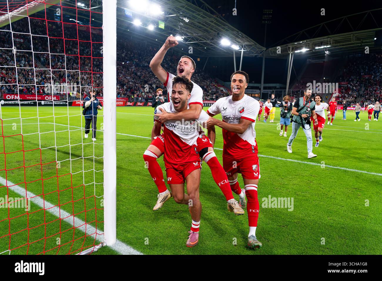 UTRECHT, NETHERLANDS - AUGUST 28: Souffian El Karouani of FC Utrecht ...