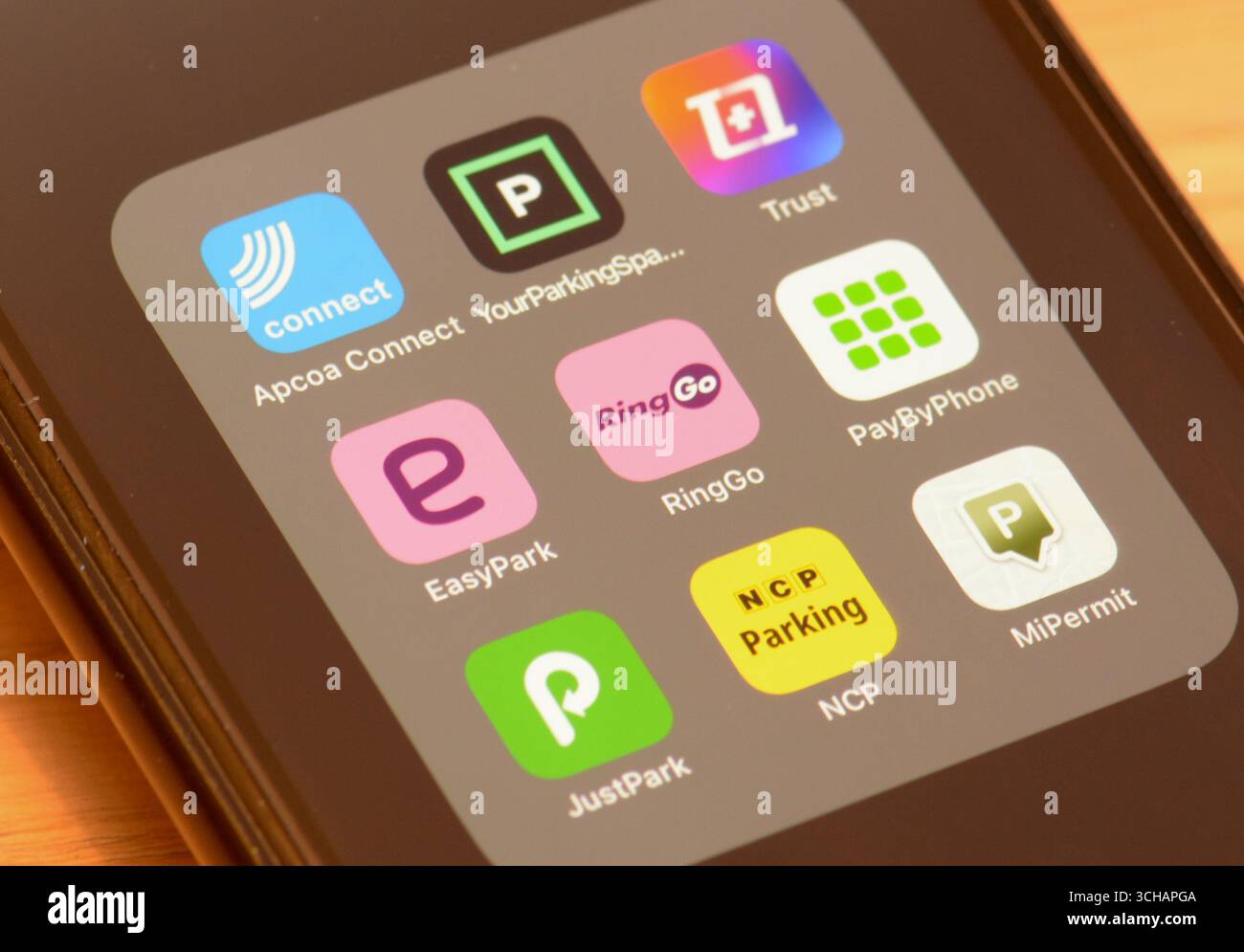 Car parking apps hi-res stock photography and images - Alamy