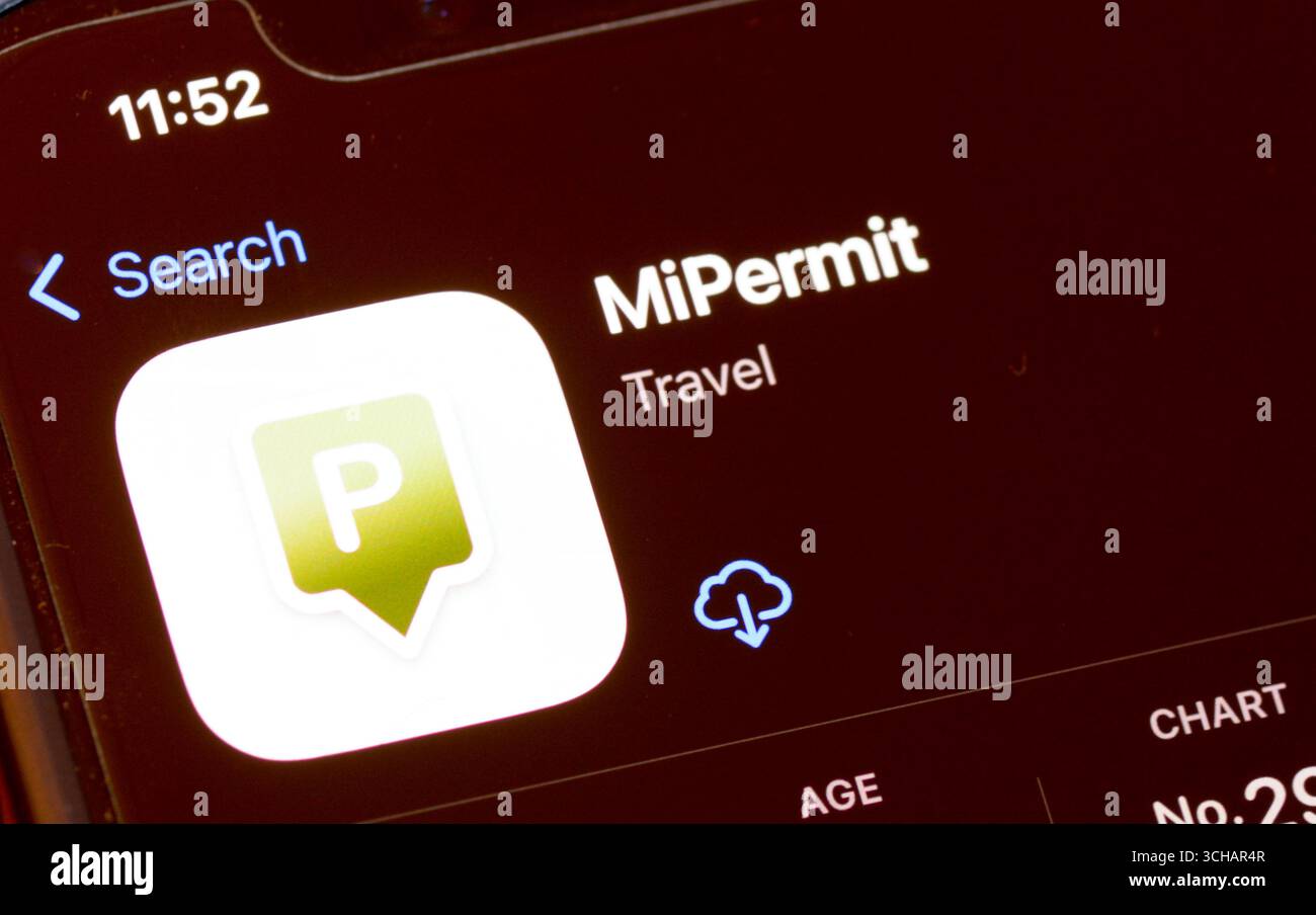 Parking application in phone hi-res stock photography and images - Alamy