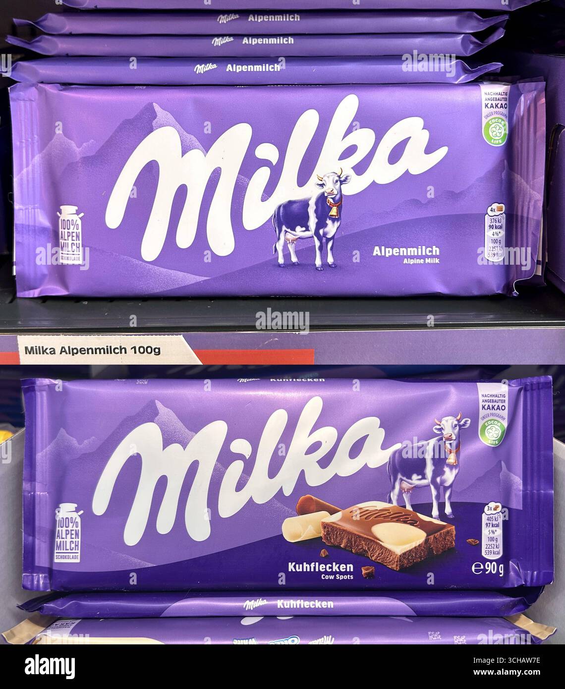 ACHTUNG COLLAGE Hier im Bild zwei Tafeln Milka Schokolade, Kuhflecken ...