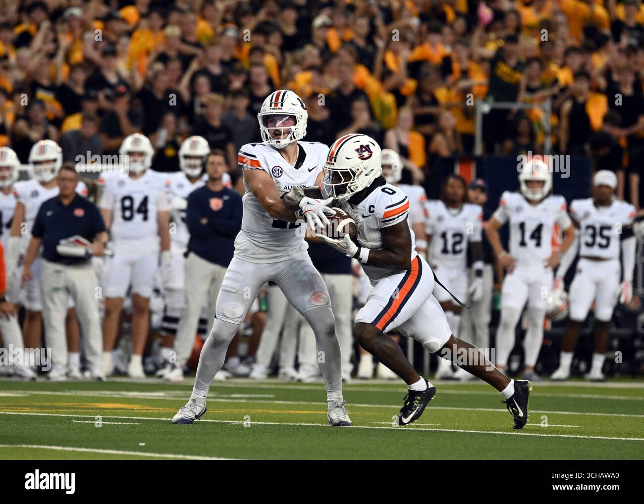 WACO, TX - August 29: Auburn Tigers QB Jackson Arnold hands off to Damari Alston (0) during game ...