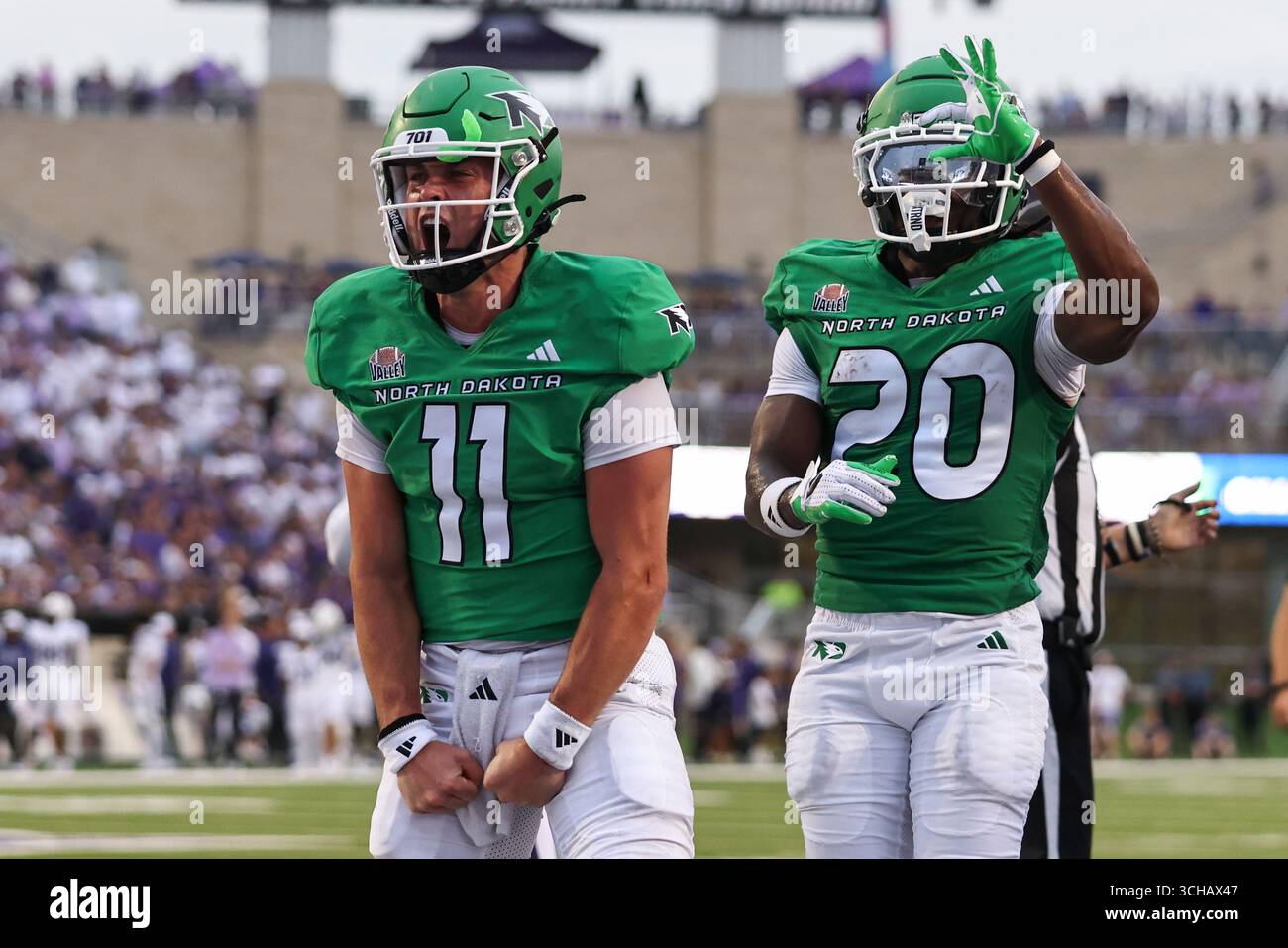MANHATTAN, KS - AUGUST 30: North Dakota Fighting Hawks quarterback ...