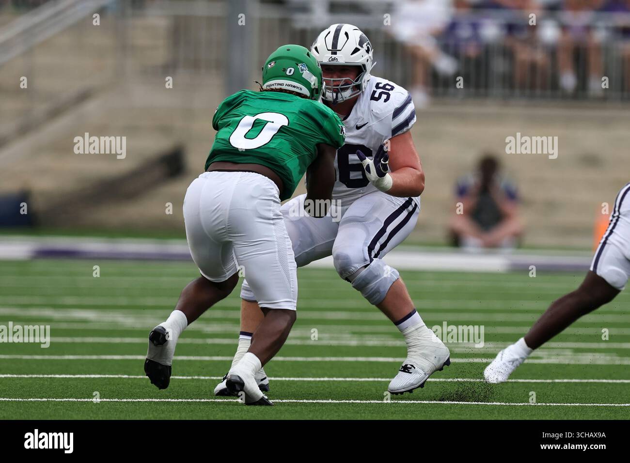 MANHATTAN, KS - AUGUST 30: Kansas State Wildcats offensive lineman ...