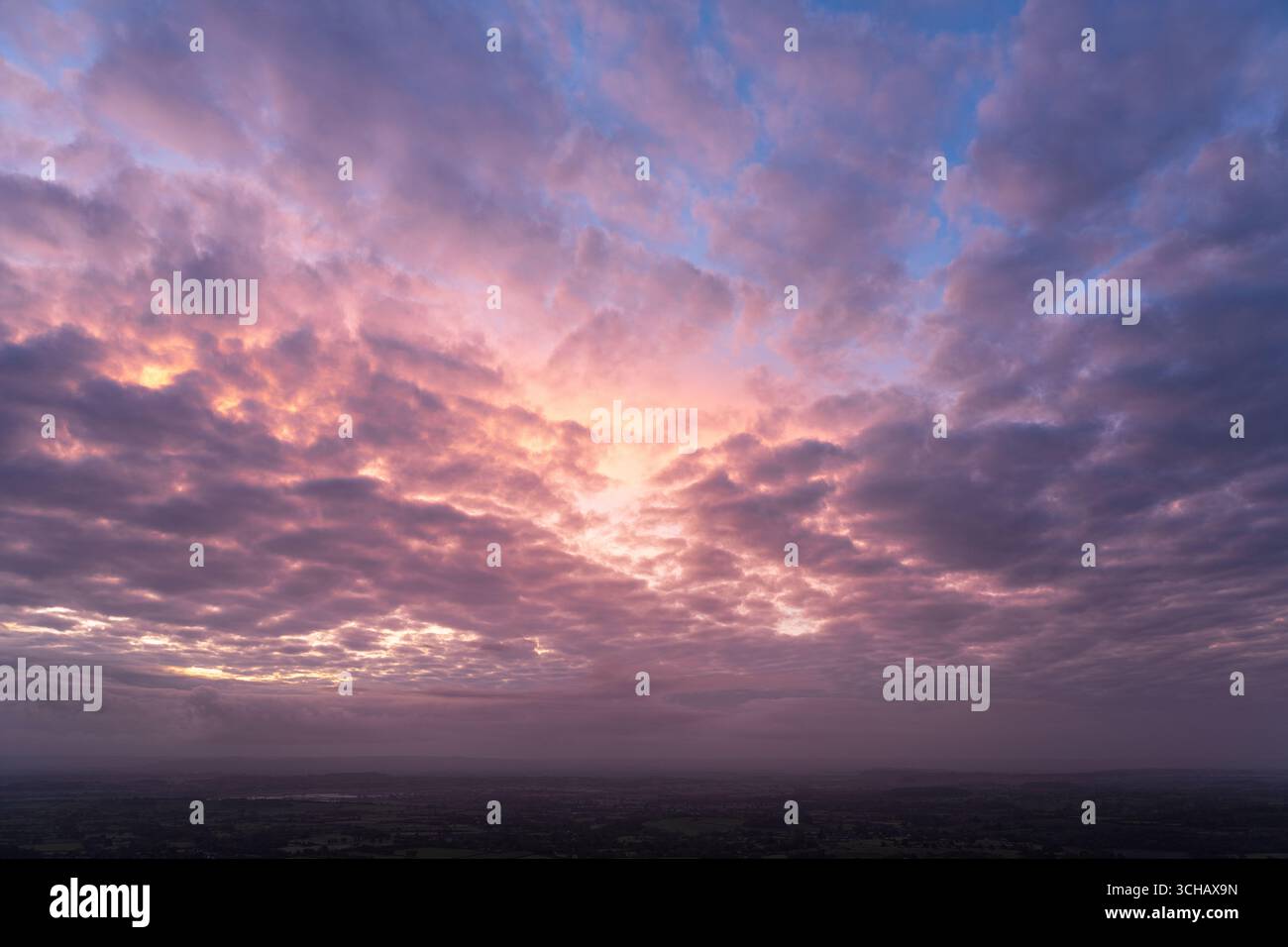 Soft pastel sky vibrant sunrise hi-res stock photography and images - Alamy