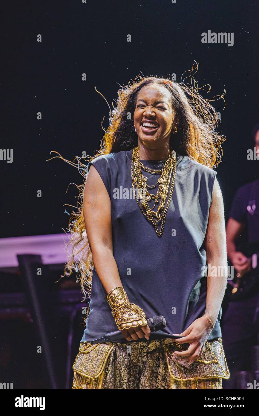 August 31, 2025, New York, New York: (new) brazilian singer iza ...