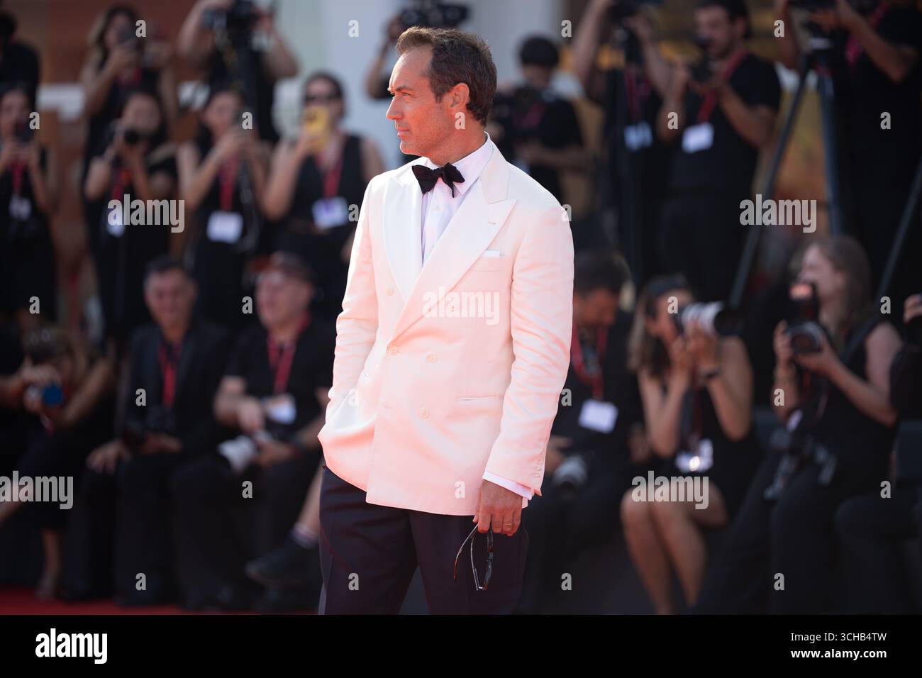 Jude Law attends the ''The Wizard Of The Kremlin'' (Le Mage Du Kremlin ...
