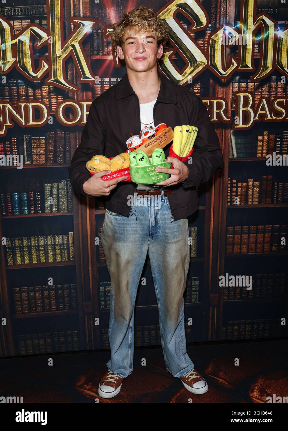 HOLLYWOOD, LOS ANGELES, CALIFORNIA, USA - AUGUST 31: Kaido Lee Roberts arrives at The Clements ...