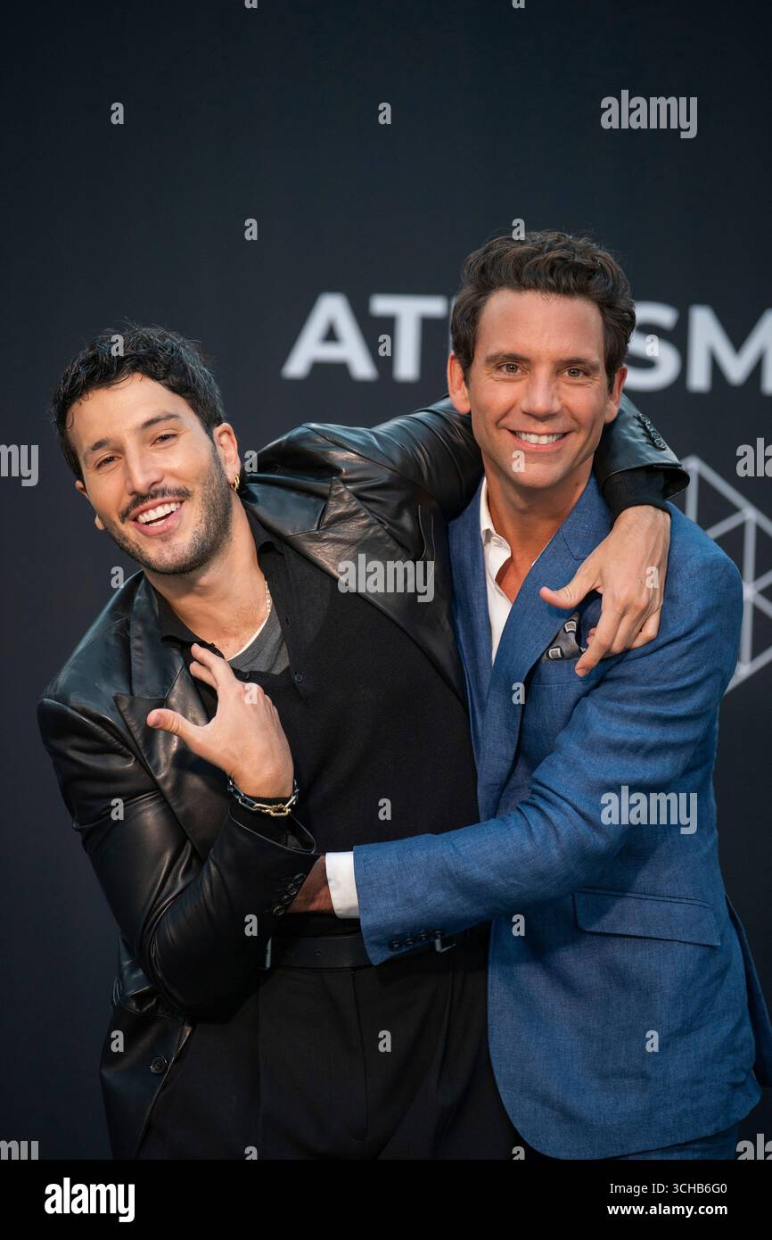 Singers Mika (r) and Sebastián Yatra (l) pose at the 17th edition of ...