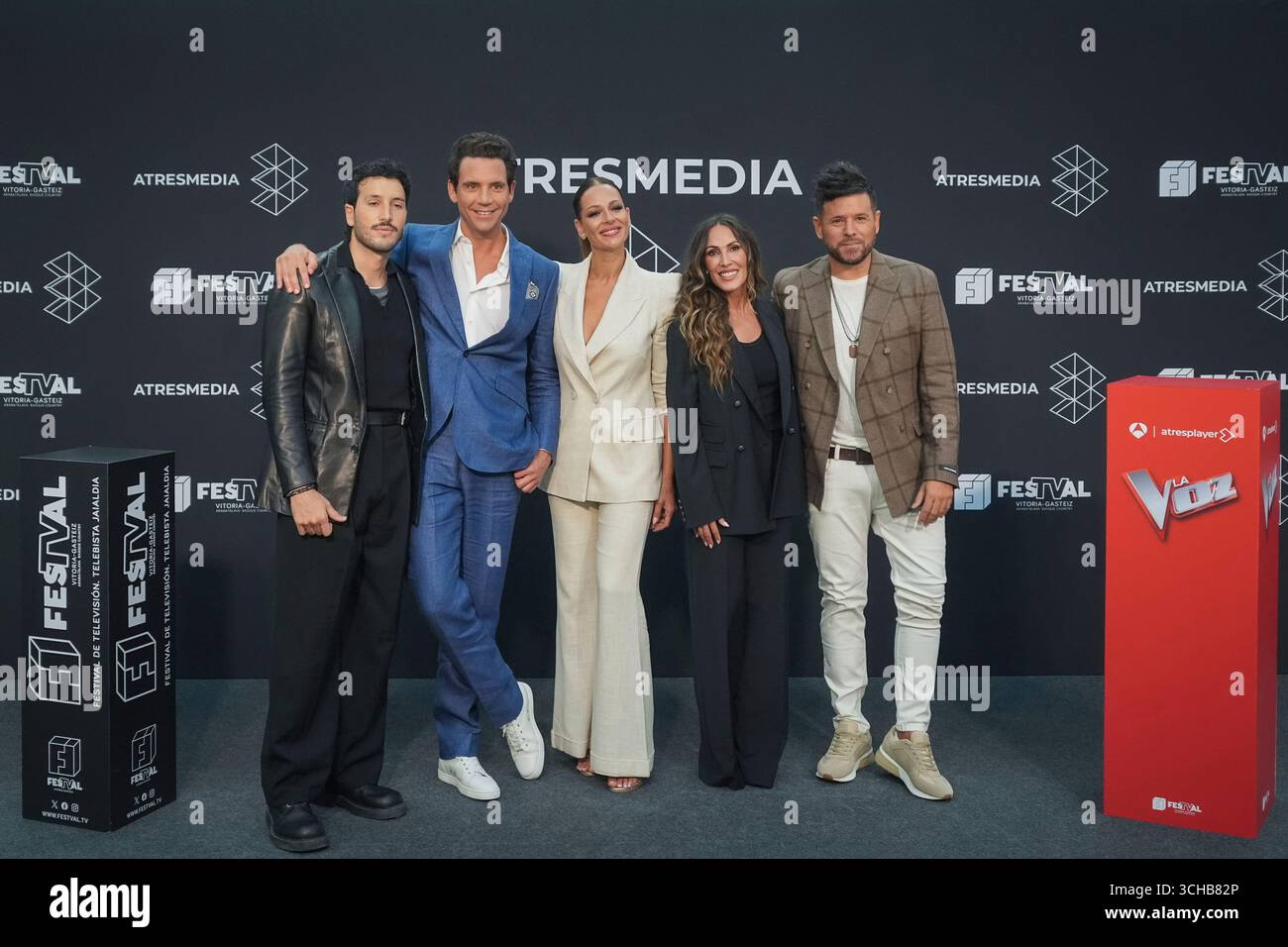 (L-R) The singers Sebastián Yatra and Mika 01 SEPTEMBER 2025 Iñaki ...