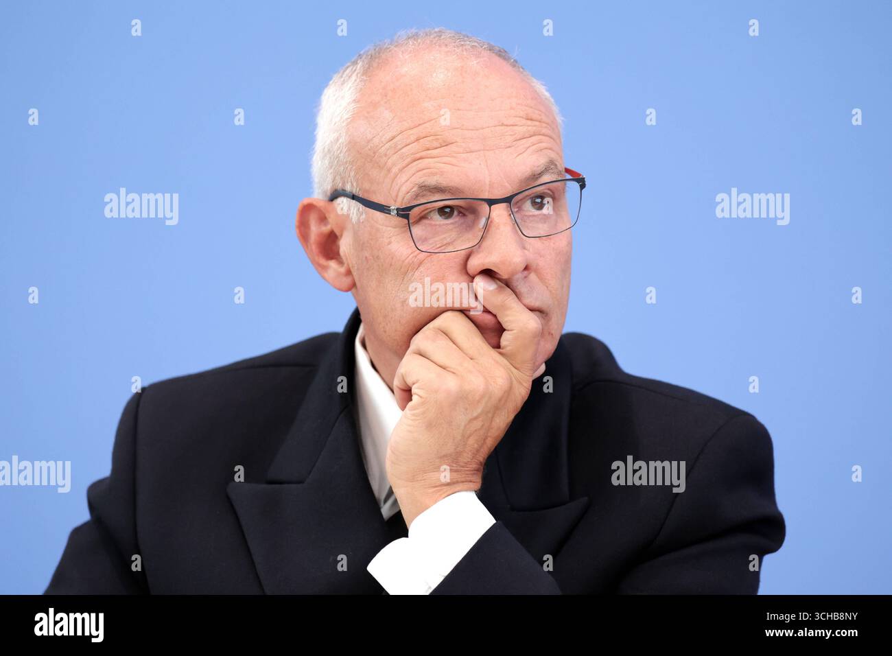 Vizeadmiral Jan Christian Kaack, Inspekteur der Marine, PK zu Quadriga ...