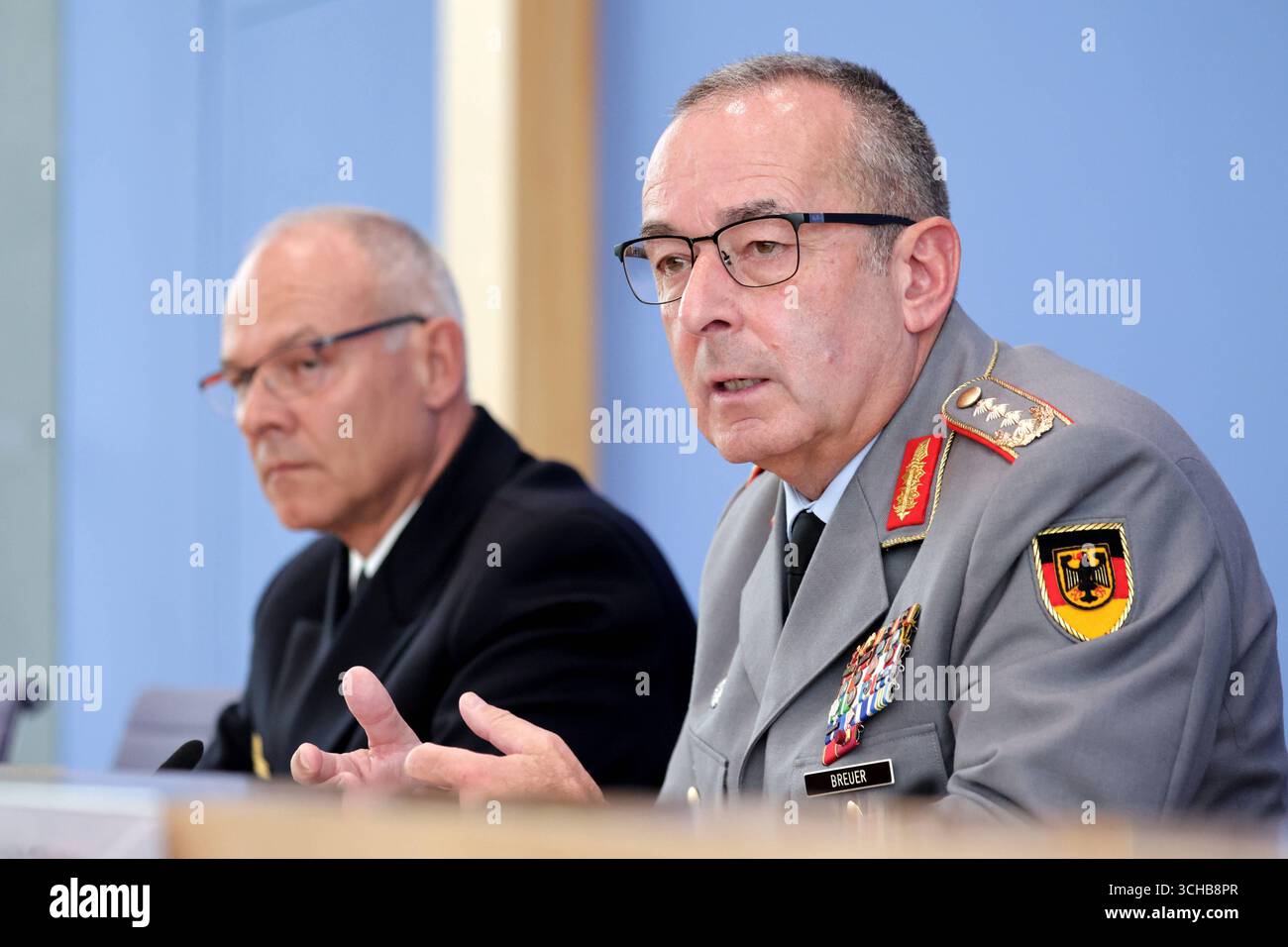 Vizeadmiral Jan Christian Kaack, Inspekteur der Marine, General Carsten ...