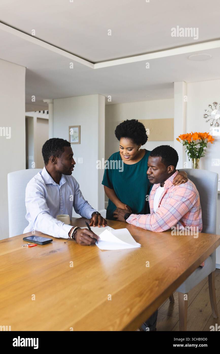 Dining advisor hi-res stock photography and images - Alamy