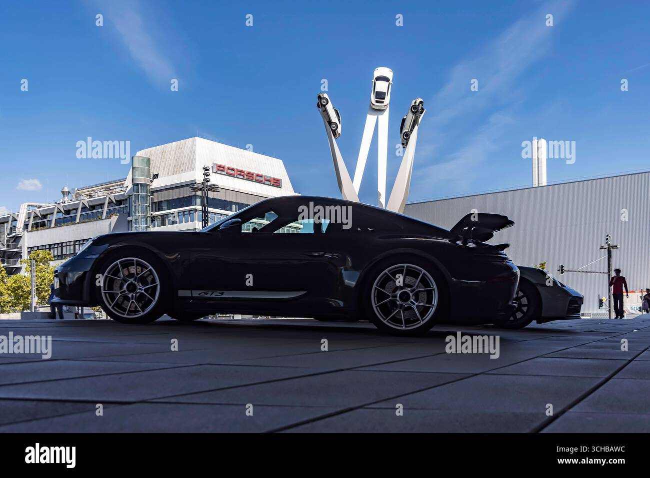 Stuttgart Zuffenhausen mit Porsche Museum und Hauptverwaltung ...