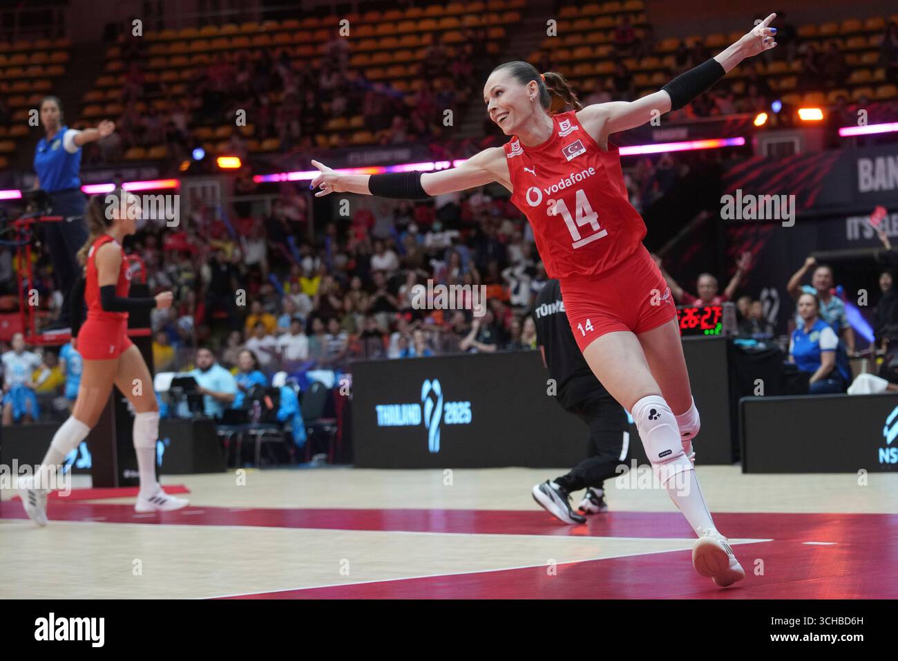 Turkey's Eda Erdem Duendar, right, and her teammates celebrate winning ...