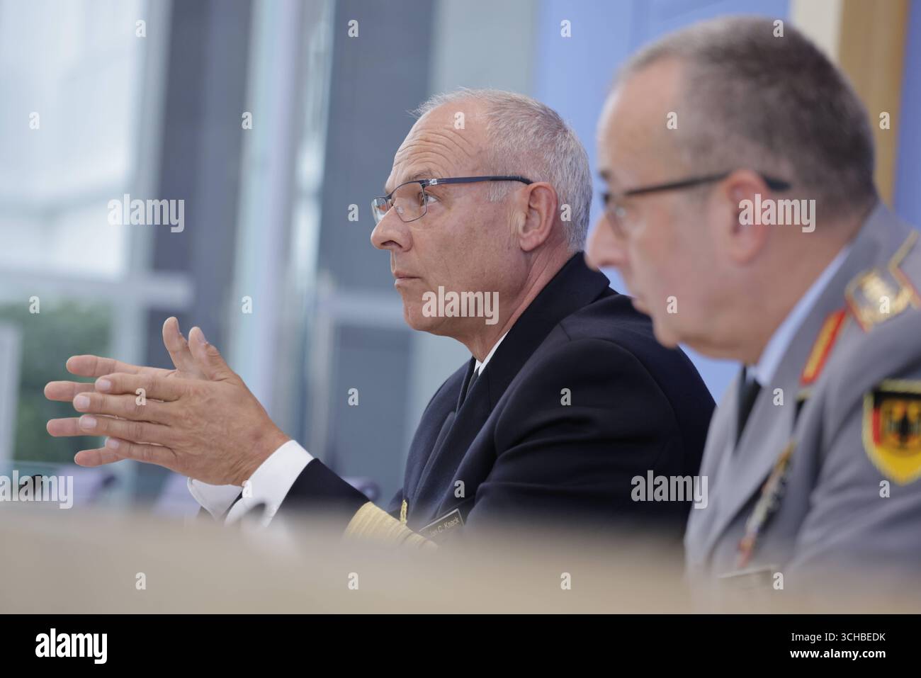 Vizeadmiral Jan Christian Kaack, Inspekteur der Marine, General Carsten ...