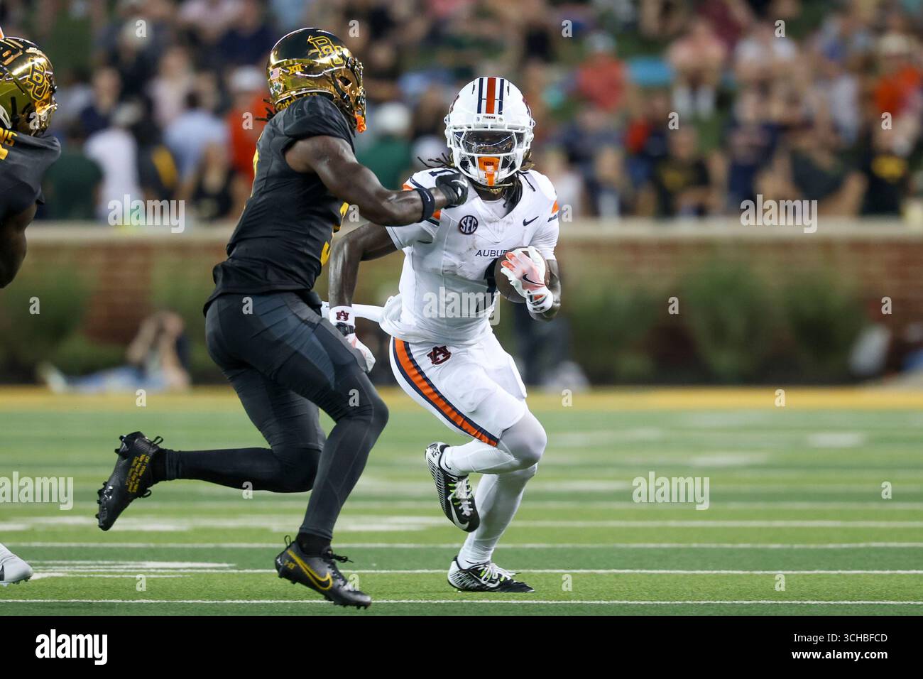 WACO, TX - AUGUST 29: Wide Receiver Eric Singleton Jr. #1 of the Auburn ...