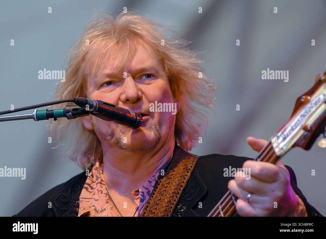 Bassist Chris Squire - Die britische Progressive-Rock-Band YES auf ...