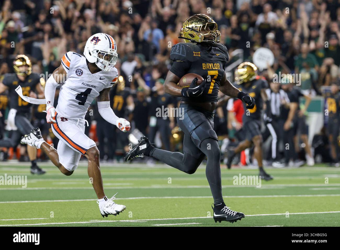 WACO, TX - AUGUST 29: Running Back Bryson Washington #7 of the Baylor ...