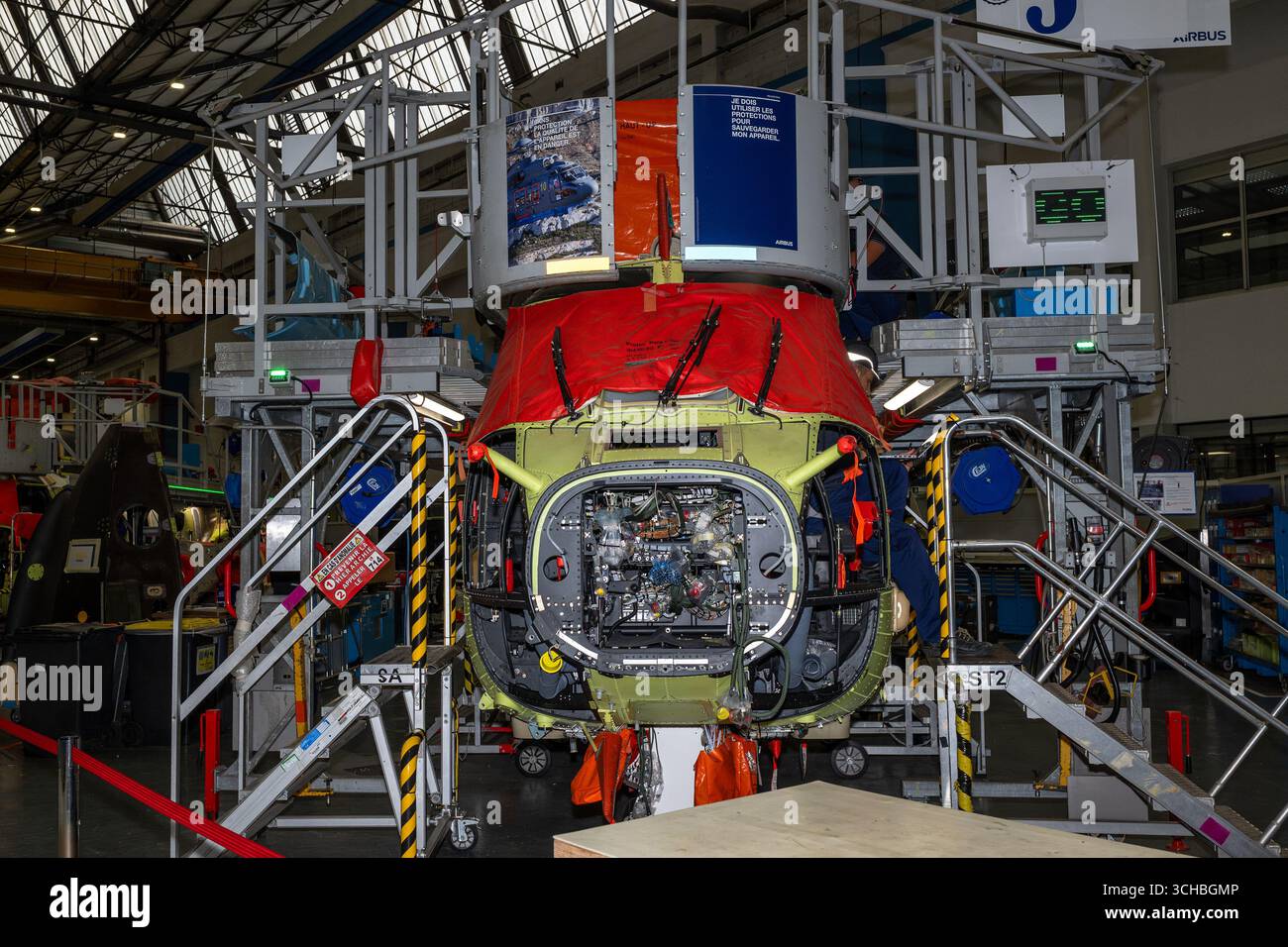 Illustration - Views of the civil and military helicopter production ...