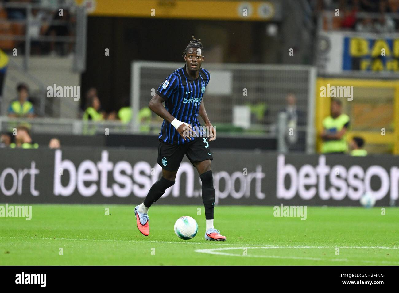 Yann Bisseck of FC Inter in action during the Italian Serie A football ...