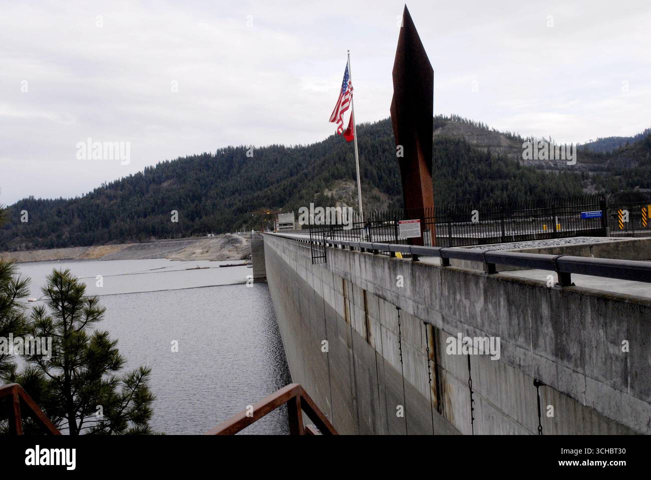 Clearwater country/idaho/usa k/12 MARCH 2010/Dworshak dam and reservior ...