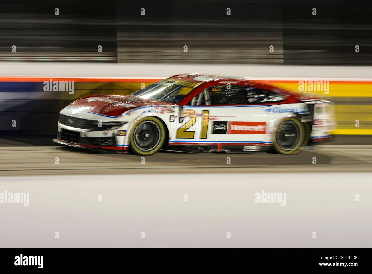Josh Berry steers down the front stretch during a NASCAR Cup Series ...