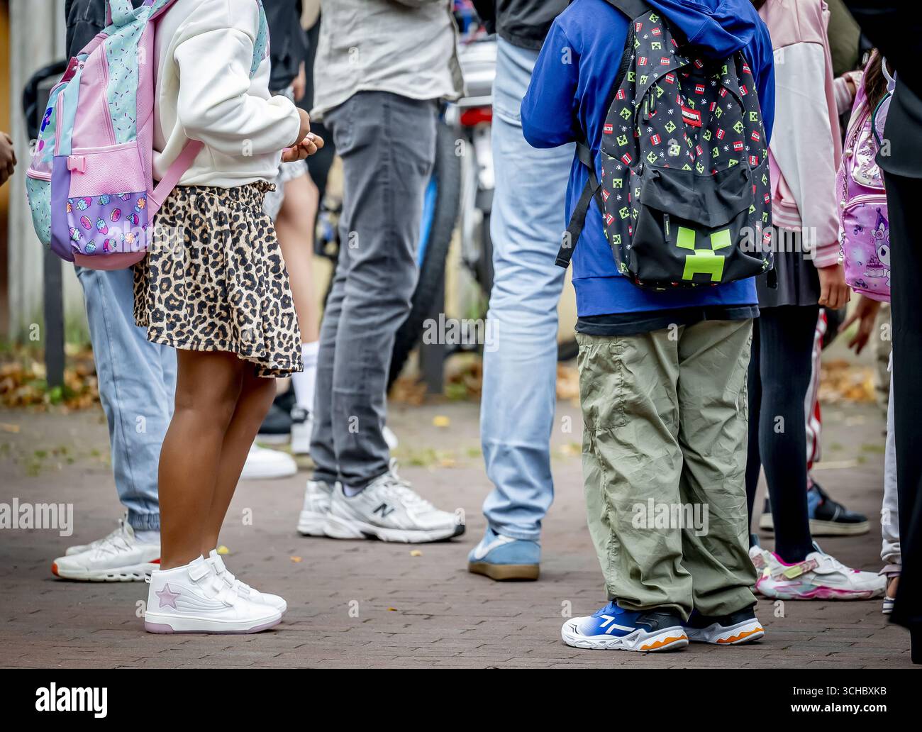 ROTTERDAM - Children return to school after the summer holidays for the ...